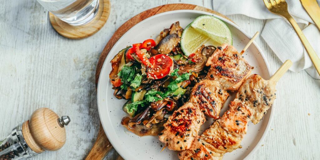 Brochettes de poisson à la plancha - recette blog Pourdebon.com